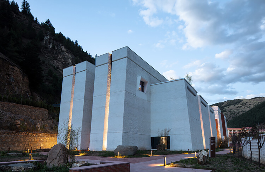 The Garzê Tibetan Autonomous Prefecture Library: A Testament to Faith ...